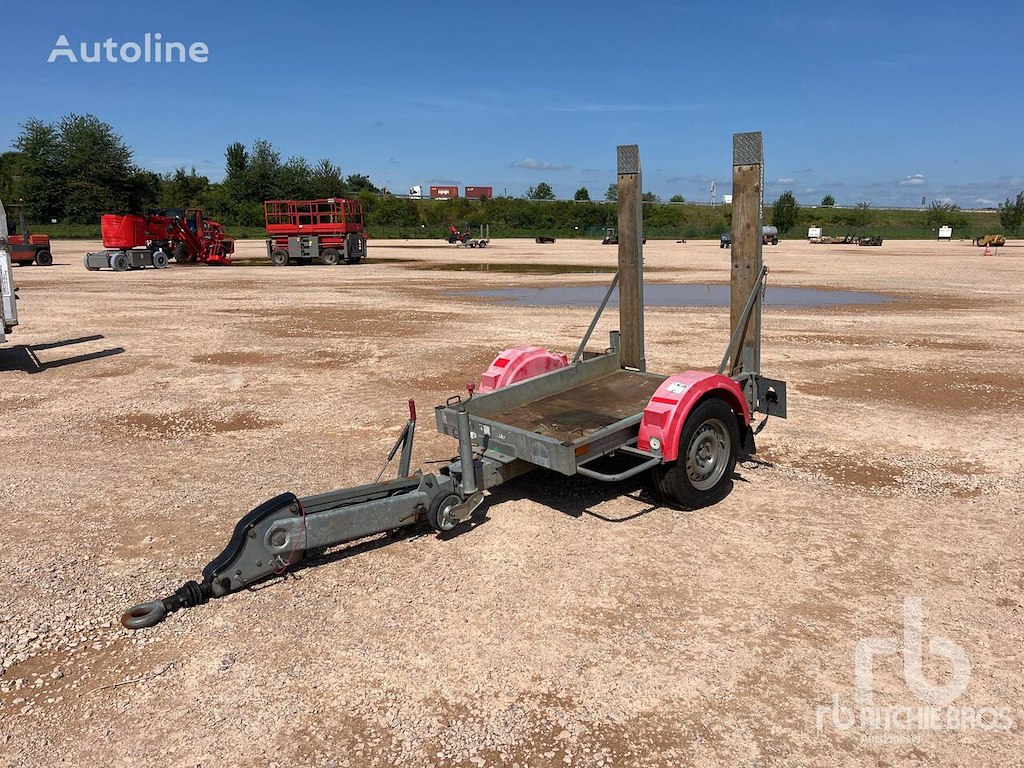 Prodaje se Hubière HUBIERE PR1301VB S/A Remorque 1 Essieu prikolicu za građevinske strojeve na aukciji