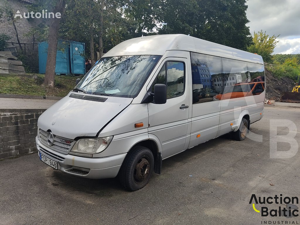 Prodaje se Mercedes-Benz Sprinter 416 putnički minibus na aukciji