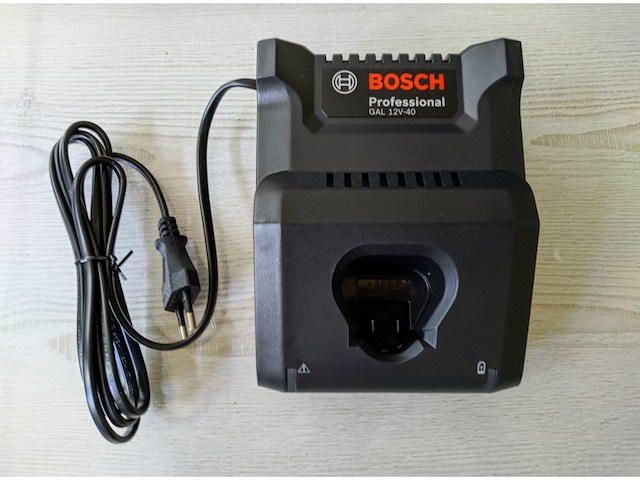 BOSCH Brzi punjač 12V (GAL 12V-40) NOVO - GARANCIJA!