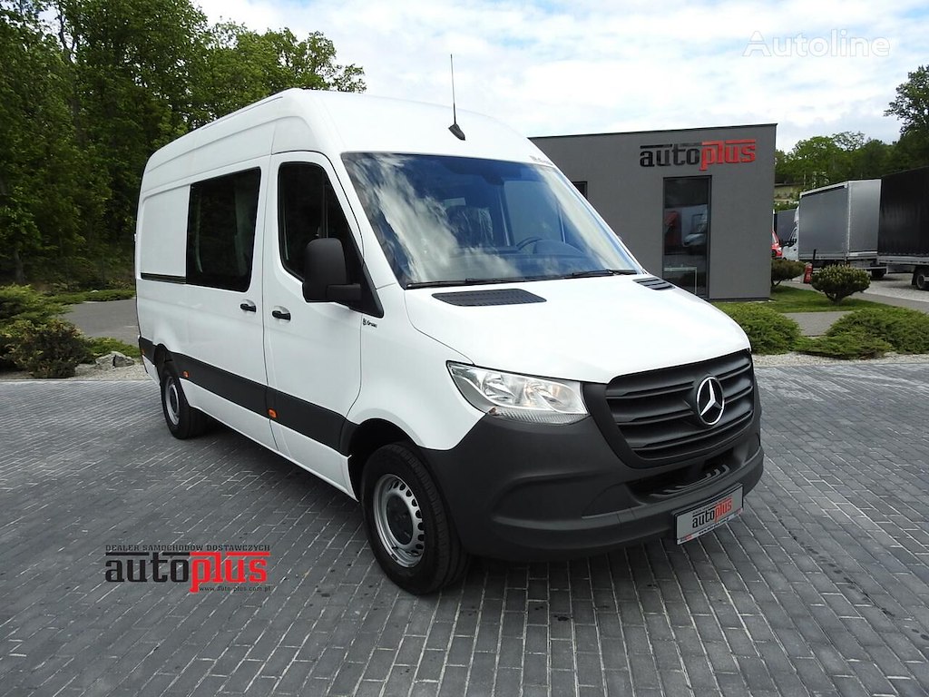 Mercedes-Benz SPRINTER FURGON BRYGADÓWKA 6 MIEJSC TEMPOMAT KLIMATYZACJA 140K kombi minibus