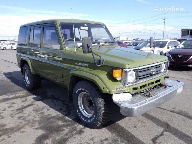 Toyota LAND CRUISER 70 terenac