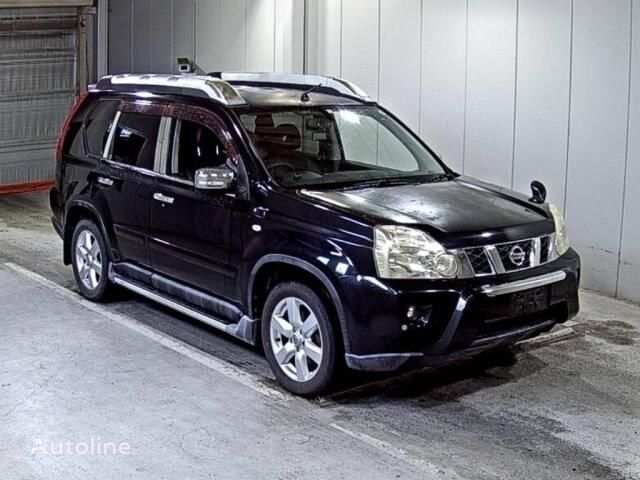 Nissan X-TRAIL terenac