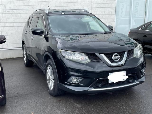 Nissan X-TRAIL krosover