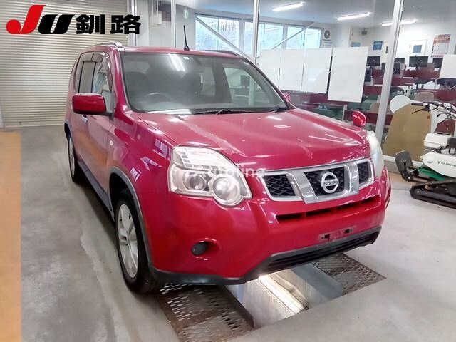 Nissan X-TRAIL krosover