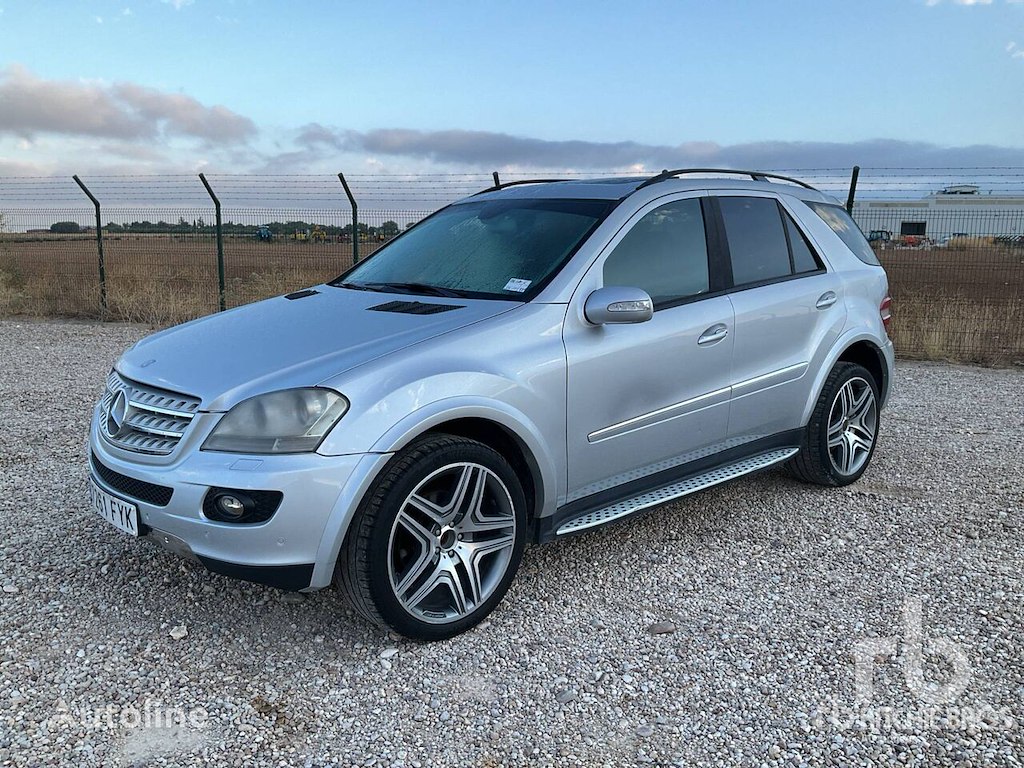 Prodaje se Mercedes-Benz ML320CDI terenac na aukciji