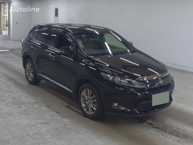 Toyota HARRIER krosover