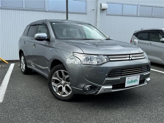 Mitsubishi OUTLANDER krosover