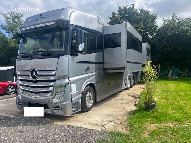 Mercedes-Benz new actros MP4 Giga space kuća na točkovima