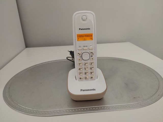 Lep Panasonic bezicni telefon bez-beli,Ocuvan.