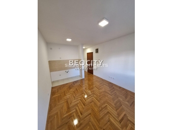 Novi Sad, Liman 4, Bulevar Cara Lazara , 0.5, 20m2