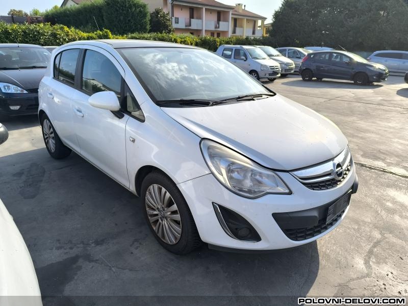 Opel Corsa Kompletan Auto U Delovima