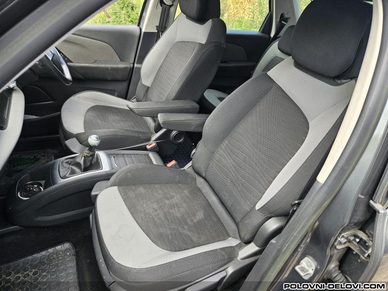 Citroen C4 Picasso Enterijer