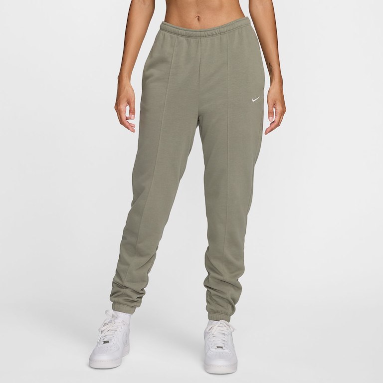 Nike W NSW NK CHLL FT HR SWTPNT, ženske pantalone, zelena