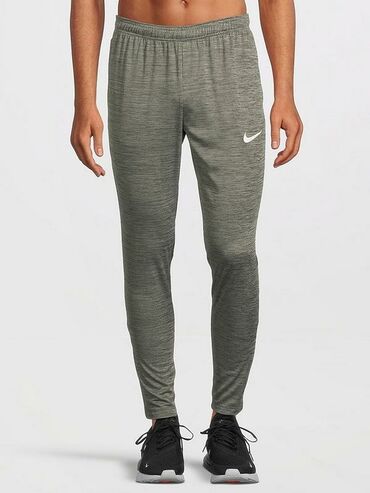 Nike dri-fit joggers trenerka XXL u radnji preskupe 58€ i to na