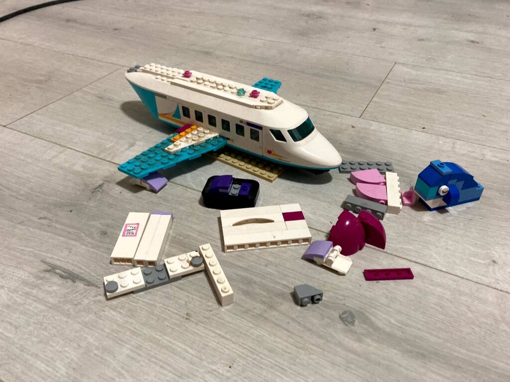 Lego 41100 Privatni avion Nepotpuno Sav lot je na oglasu Puno