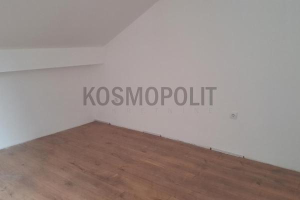 Cara Lazara, Dvoiposoban stan na prodaju, 65m2, 62.990€