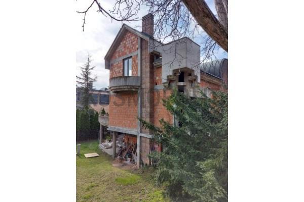 Tolstojeva, Kuća na prodaju, 980m2, 1.300.000€