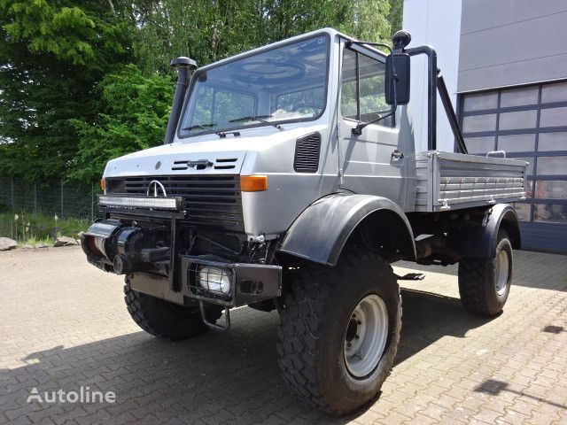 Mercedes-Benz Unimog U 1300 univerzalna komunalna mašina