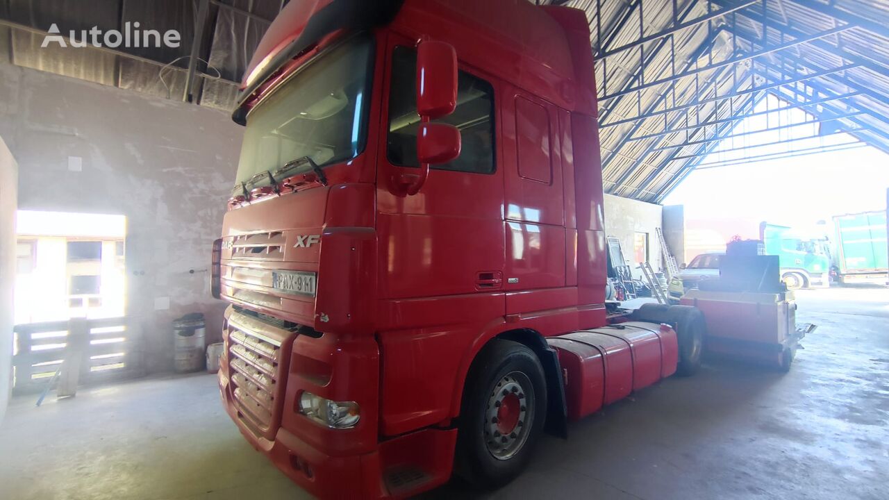 DAF XF 105.460 tegljač