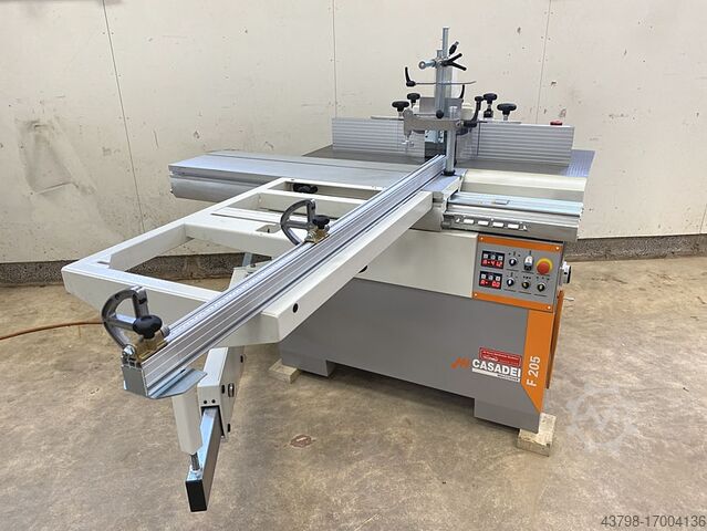 Molder
Casadei / SCM 205