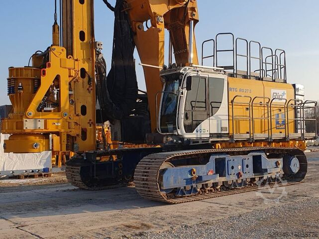 Mašina za gomilanje
Bauer / RTG RG 27 S rig.plus