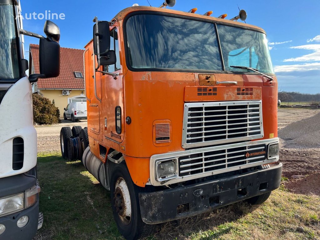 Mack INTERNATIONAL FSG 385 tegljač