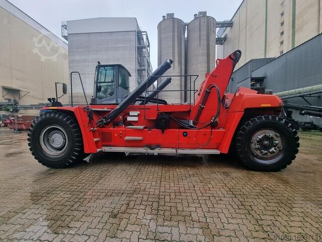 Full Container Reachstacker
Kalmar DRG450-65S5X