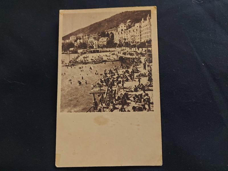 Stara razglednica Opatija