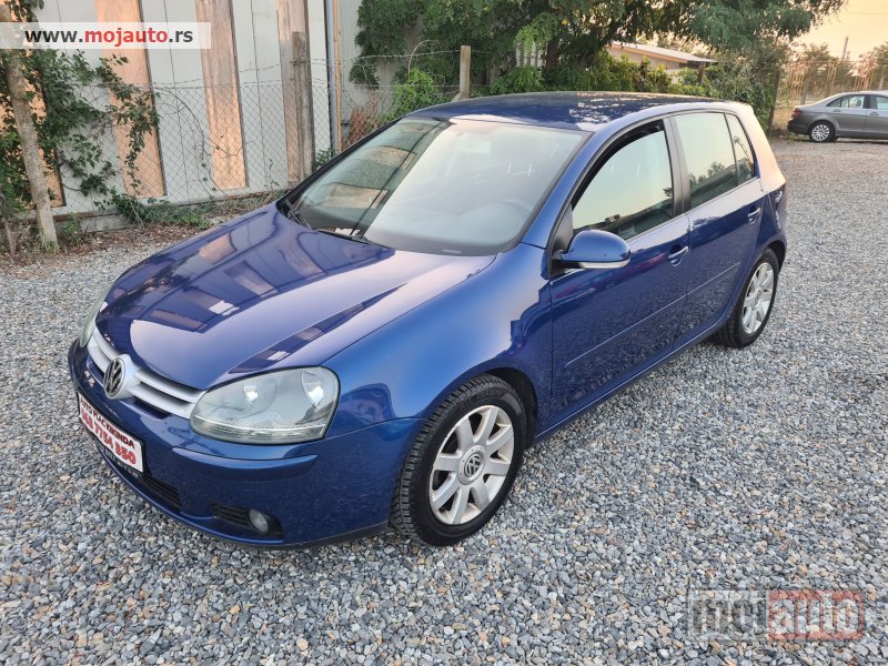 VW Golf 5 1.6 FSI