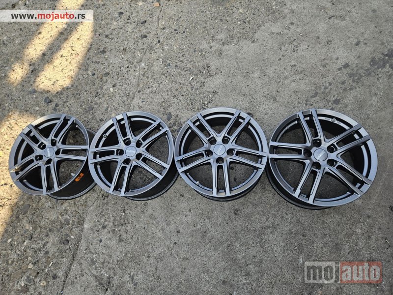 AluFelne 17Coli 5x108 Volvo Ford Peugeot kao nove