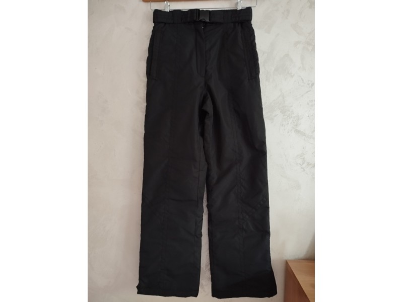 Ski pantalone kao NOVE