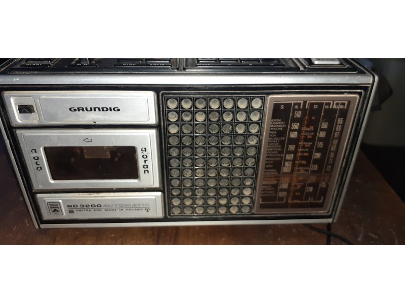 GRUNDIG RB3200 Automatic retro radio kasetofon