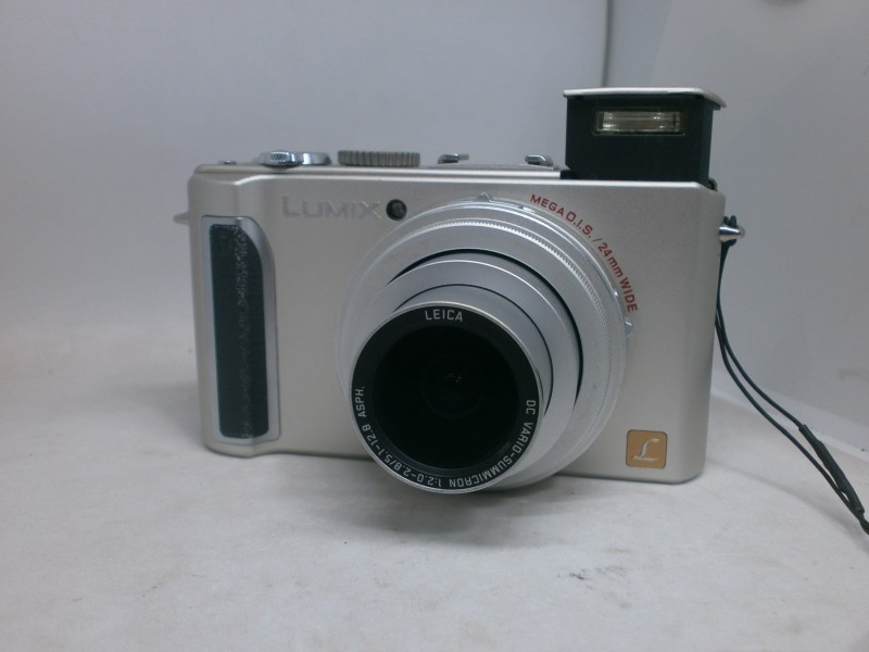 Panasonic LUMIX DMC-LX3