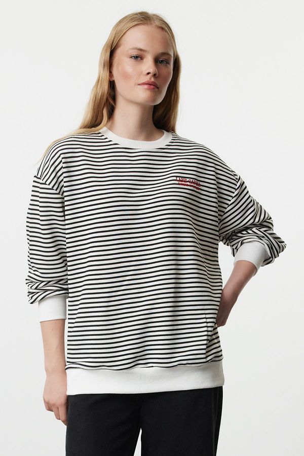 Trendyol Black Striped Slogan Embroidered Oversize/Wide Fit Long Sleeve Knitted Sweatshirt