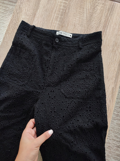 Zara pantalone vel. S