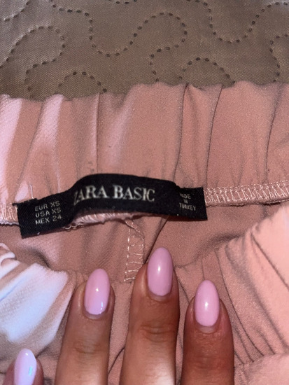 Zara pantalone