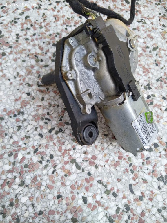 Fiat panda 3 zadnji motor brisaca Originalni delovi Moguca