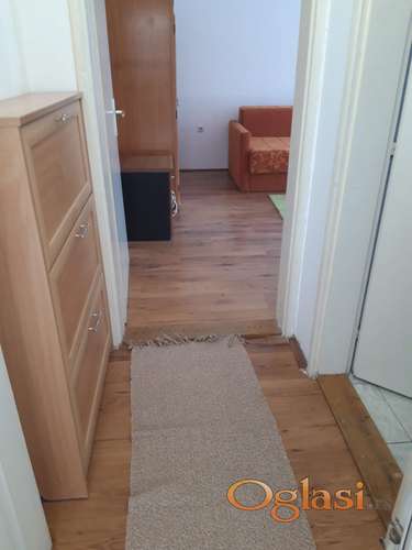 Garsonjera u Novom Sadu, Kisačka 14