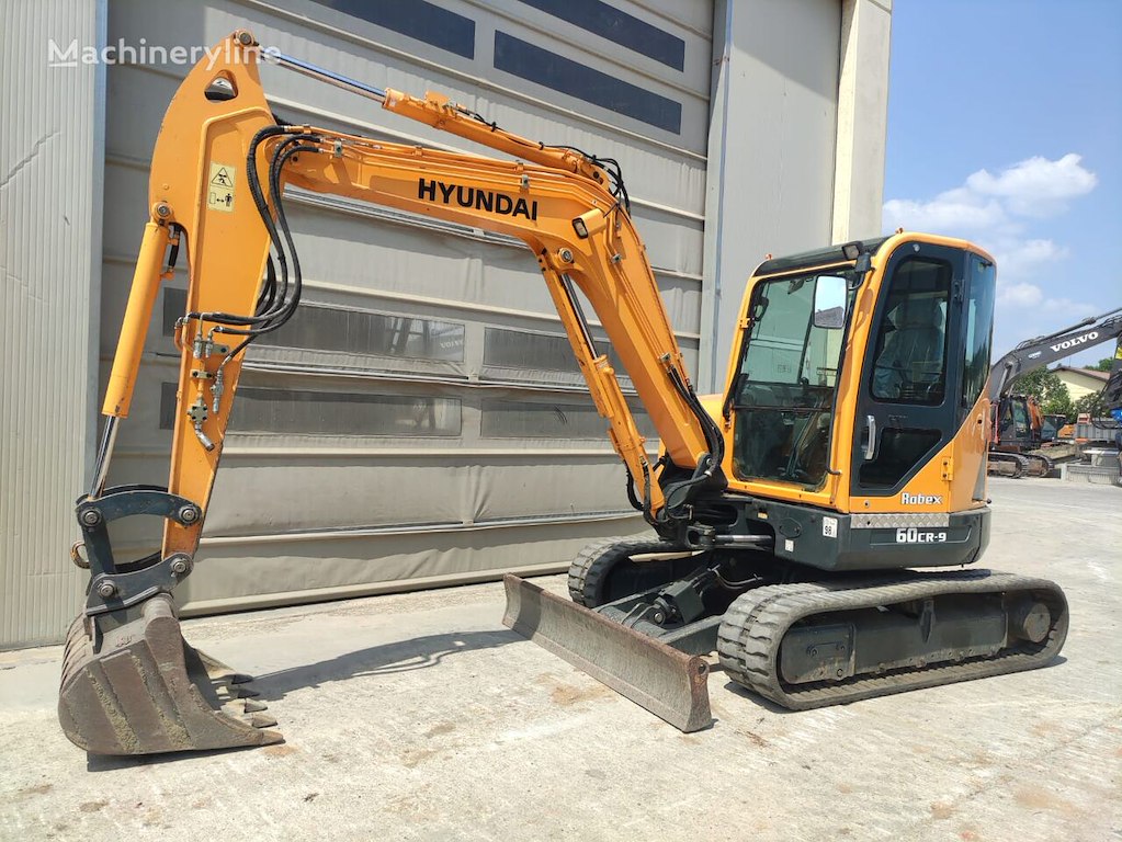 Hyundai R60CR-9 bager guseničar