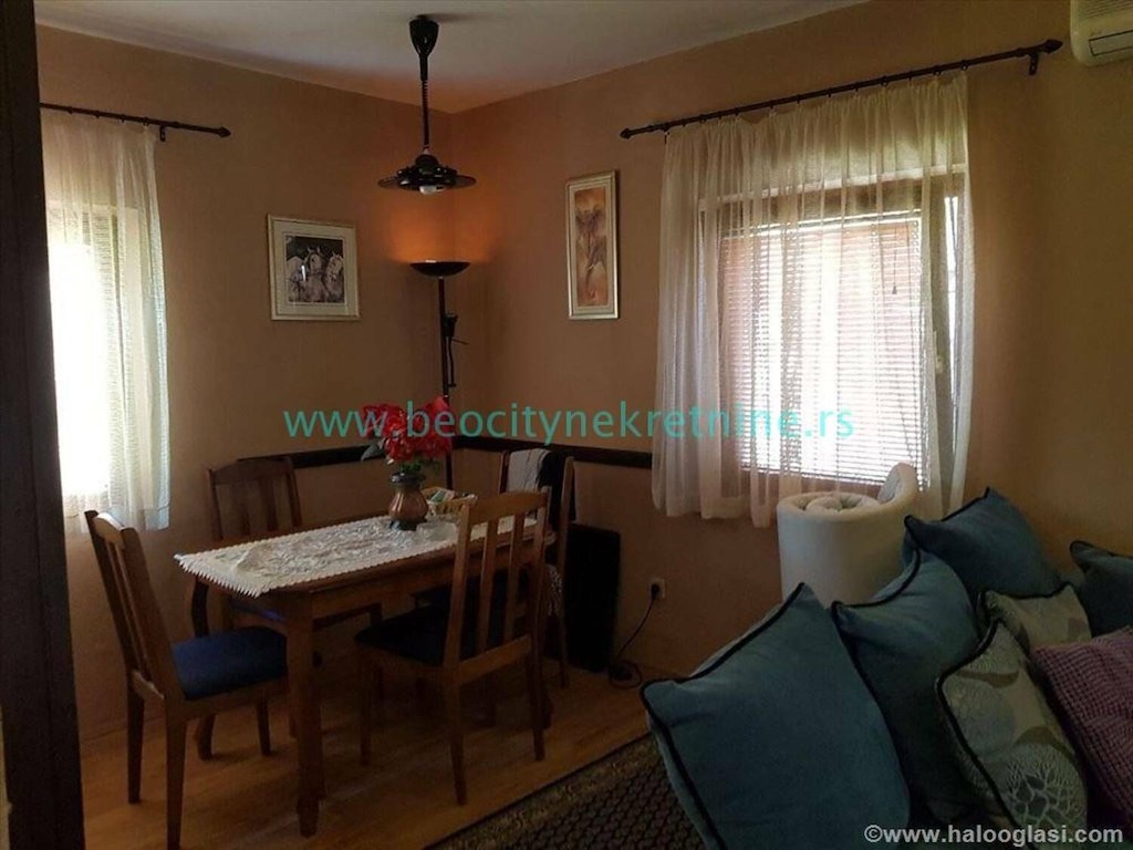 Čukarica, Sremčica, Porodice Miljkovic, 4.0, 200m2, 121000EUR