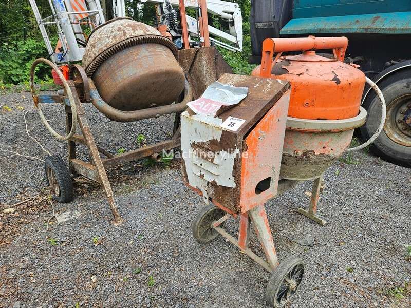 Prodaje se . . betonsku mešalicu na aukciji