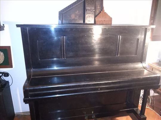 Pianino J. Brandl Maribor