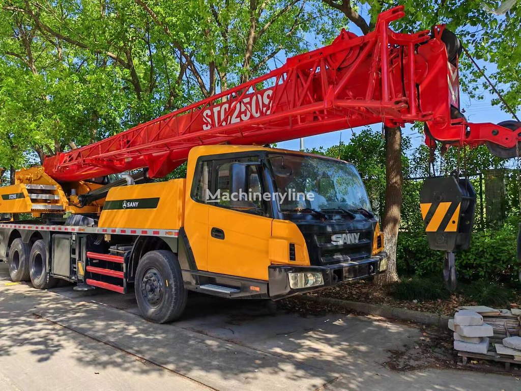 XCMG STC250S na šasiji Sany STC250S 25T 25ton STC350 STC500 50T 50ton pokretna dizalica