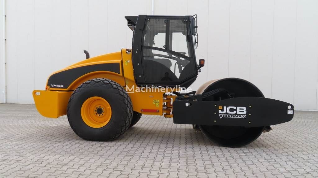 Novi JCB VM166D kompaktor s jednim valjkom