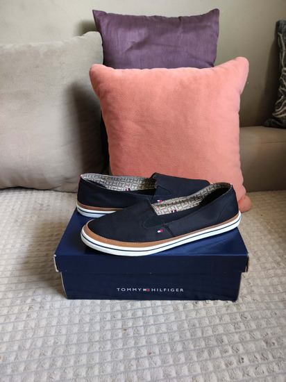 TOMMY HILFIGER espadrile