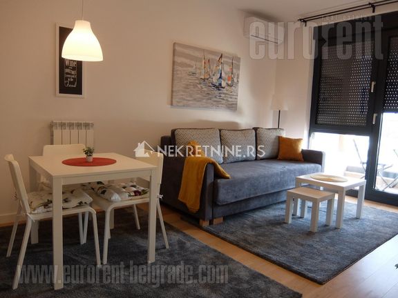 #44391, Izdavanje, Stan, NOVI BEOGRAD, 800 EUR