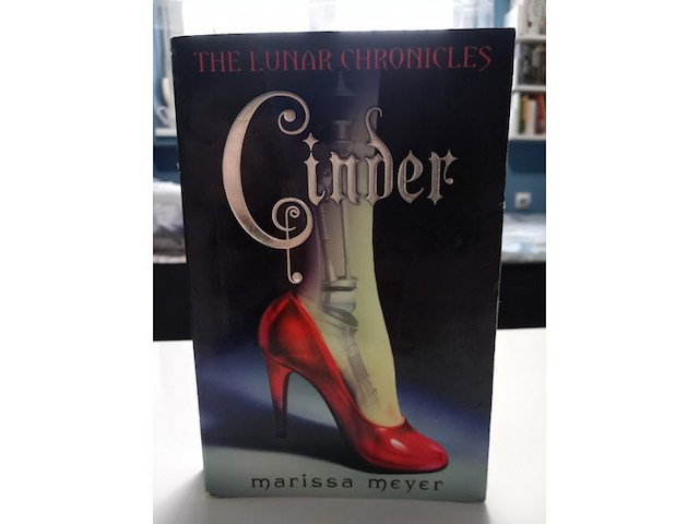 Cinder- Marissa Meyer