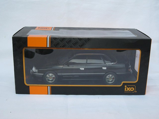 1:18 IXO subaru legacy