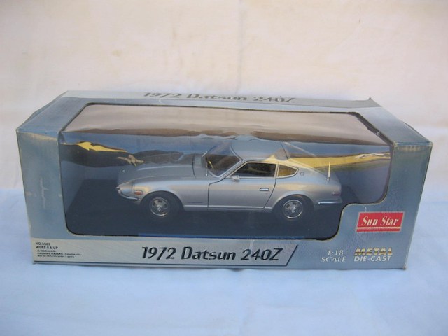 1:18 sun star datsun 240Z