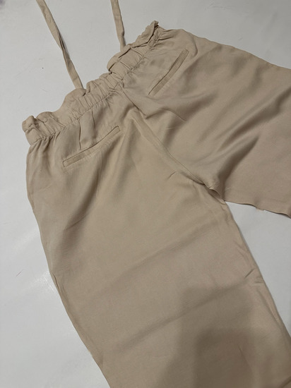 Letnje pantalone Zara